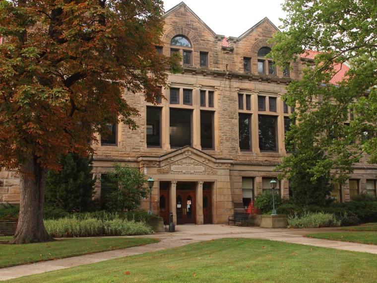 Office of Student Accounts | Oberlin College and Conservatory